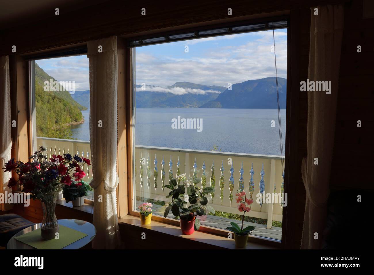 Norwegen - Sognefjord bei Fresvik / Norway - Sognefjorden near Fresvik ...