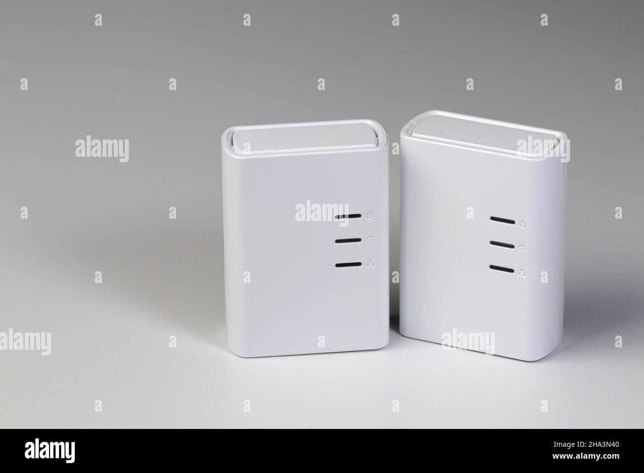 The couple of powerline adaptors, device for support ethernet through ...