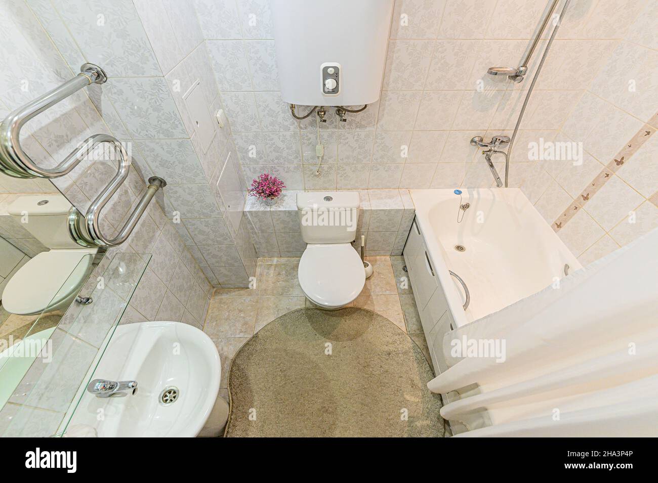 Russia, Moscow- May 08, 2020: interior room modern bathroom, sink ...