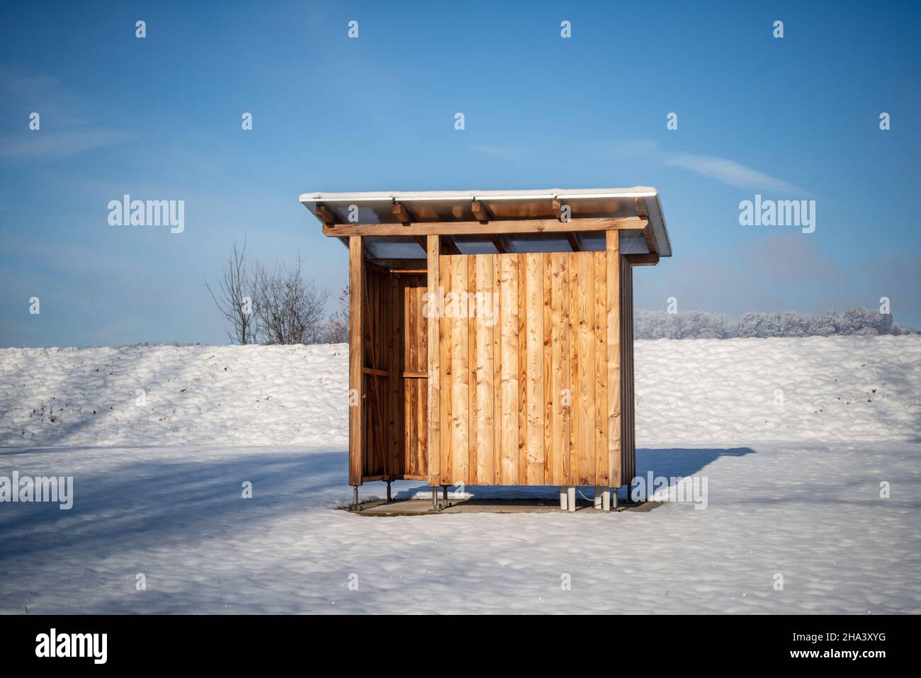 Changing cabin hi-res stock photography and images - Alamy