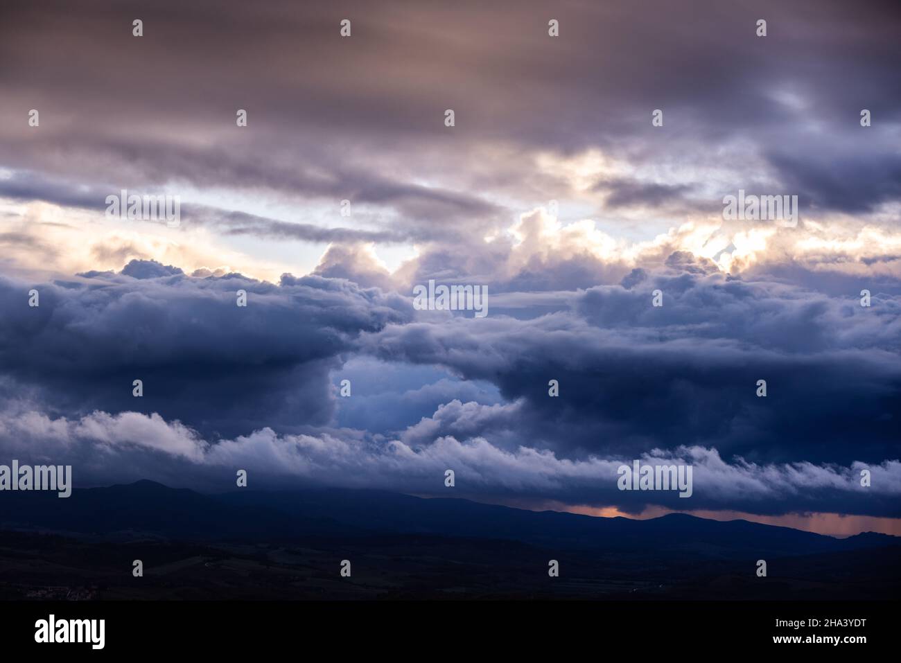Dramatic clouds on a stormy evening Stock Photo - Alamy