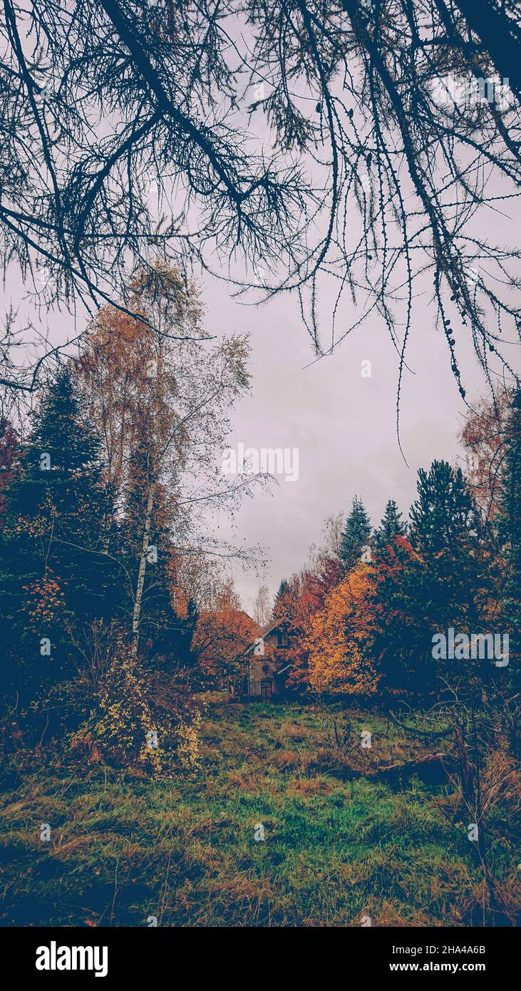 Lost place building hi-res stock photography and images - Alamy