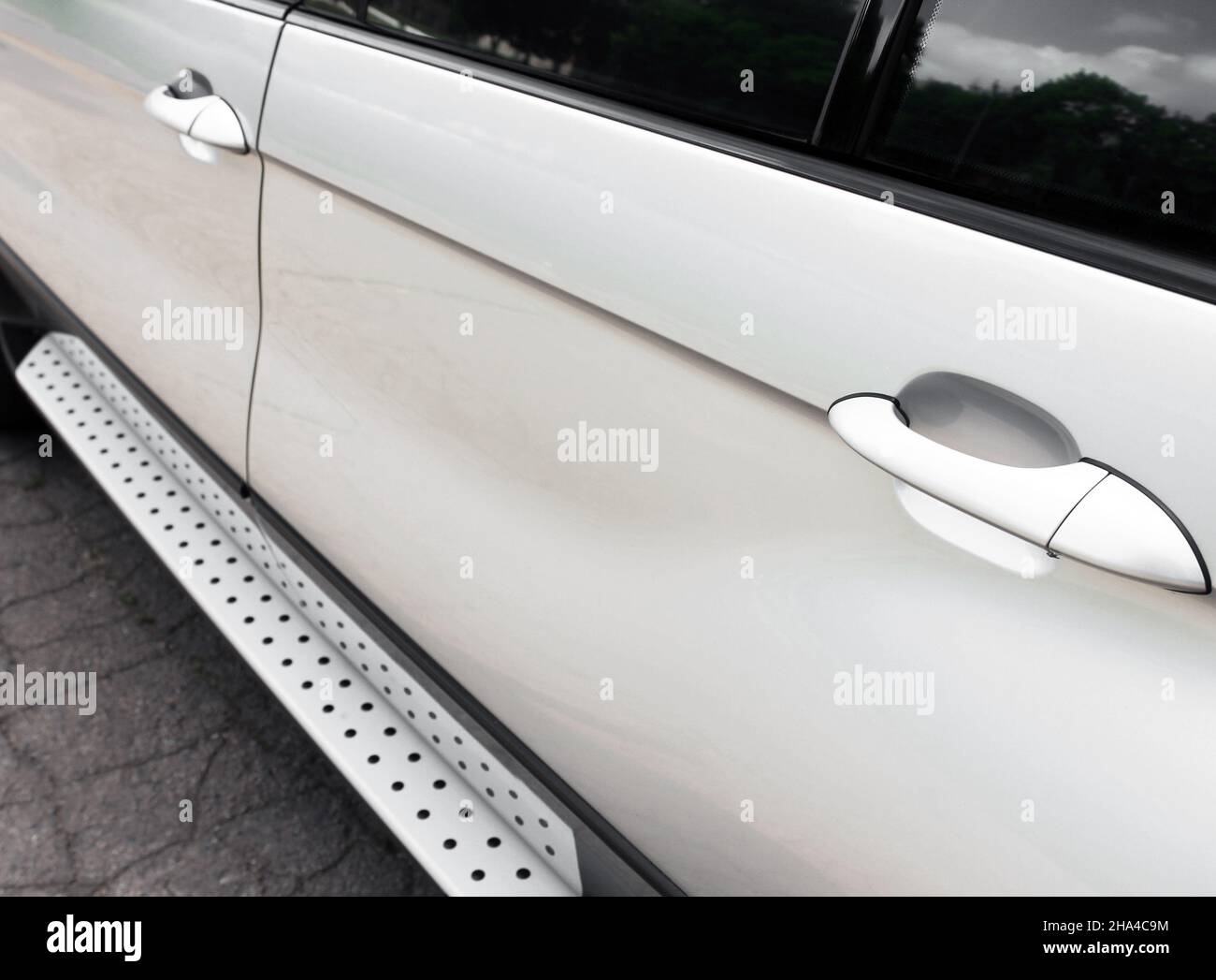 Car door opening handle Stock Photo - Alamy