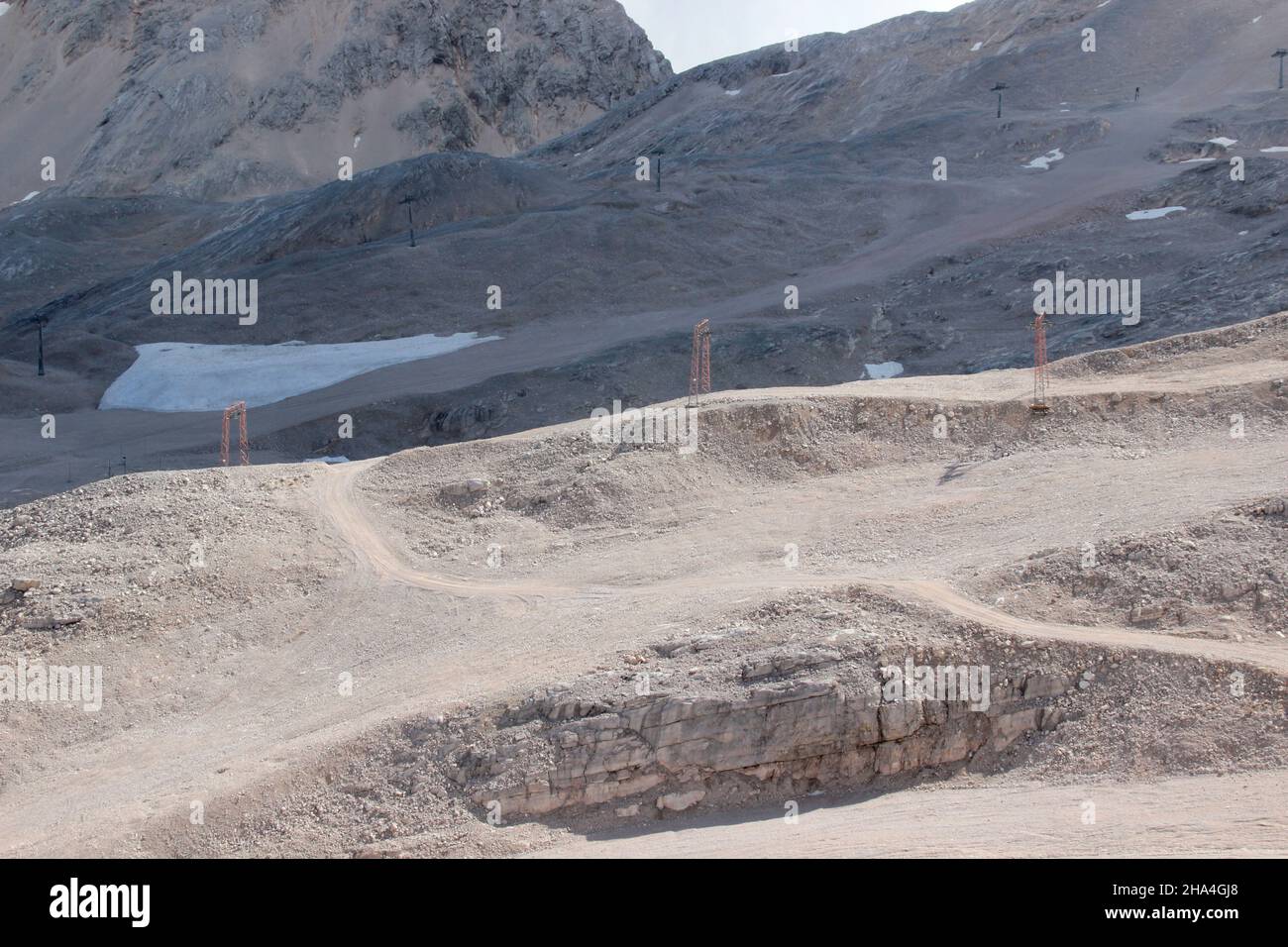 view of the zugspitzplatt,mountain landscape,zugspitze,garmisch ...