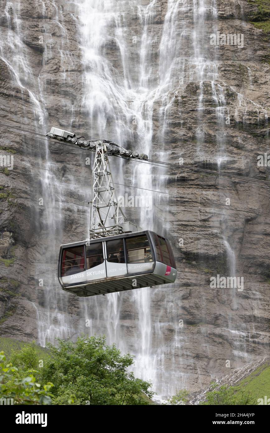 Swiss valley access cable car Stock Photo - Alamy