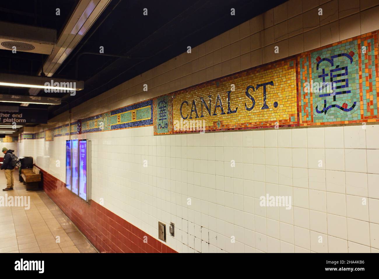 Canal street subway station manhattan hi-res stock photography and ...