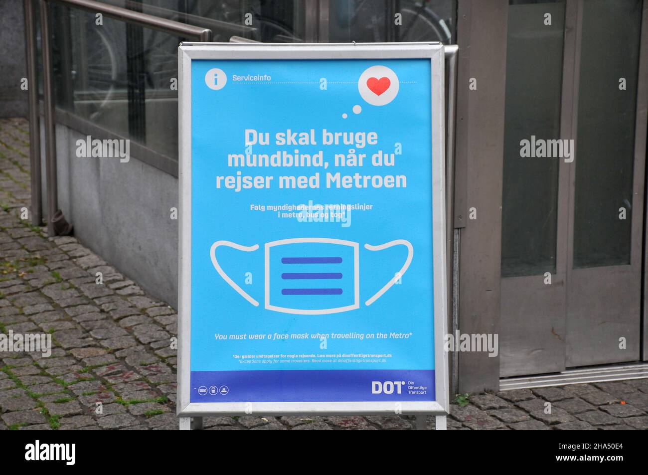 Copenhagen Denmark 10 December 2021 Face Mask Is Mandatory On All