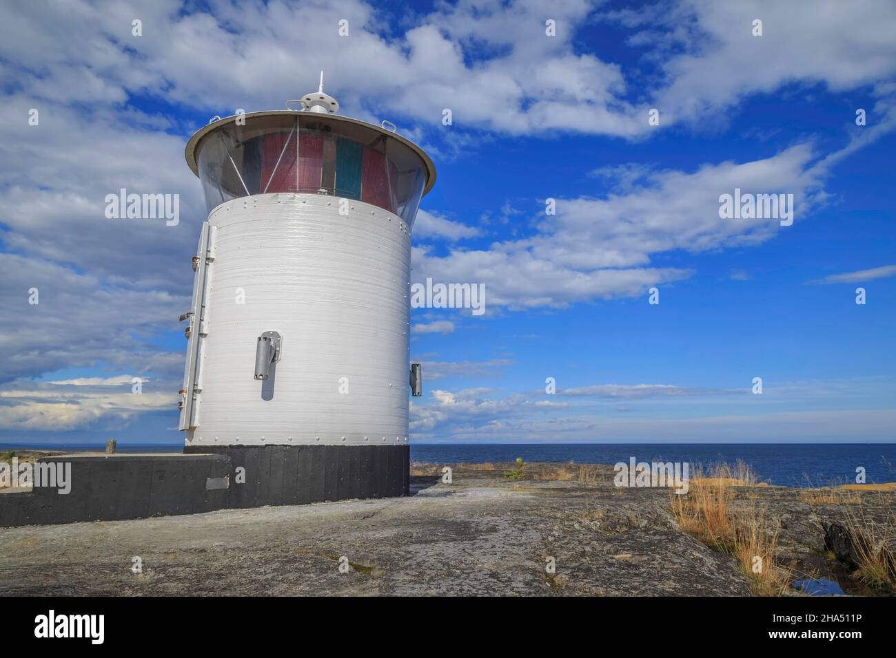 Lighthouse with rocks hi-res stock photography and images - Alamy