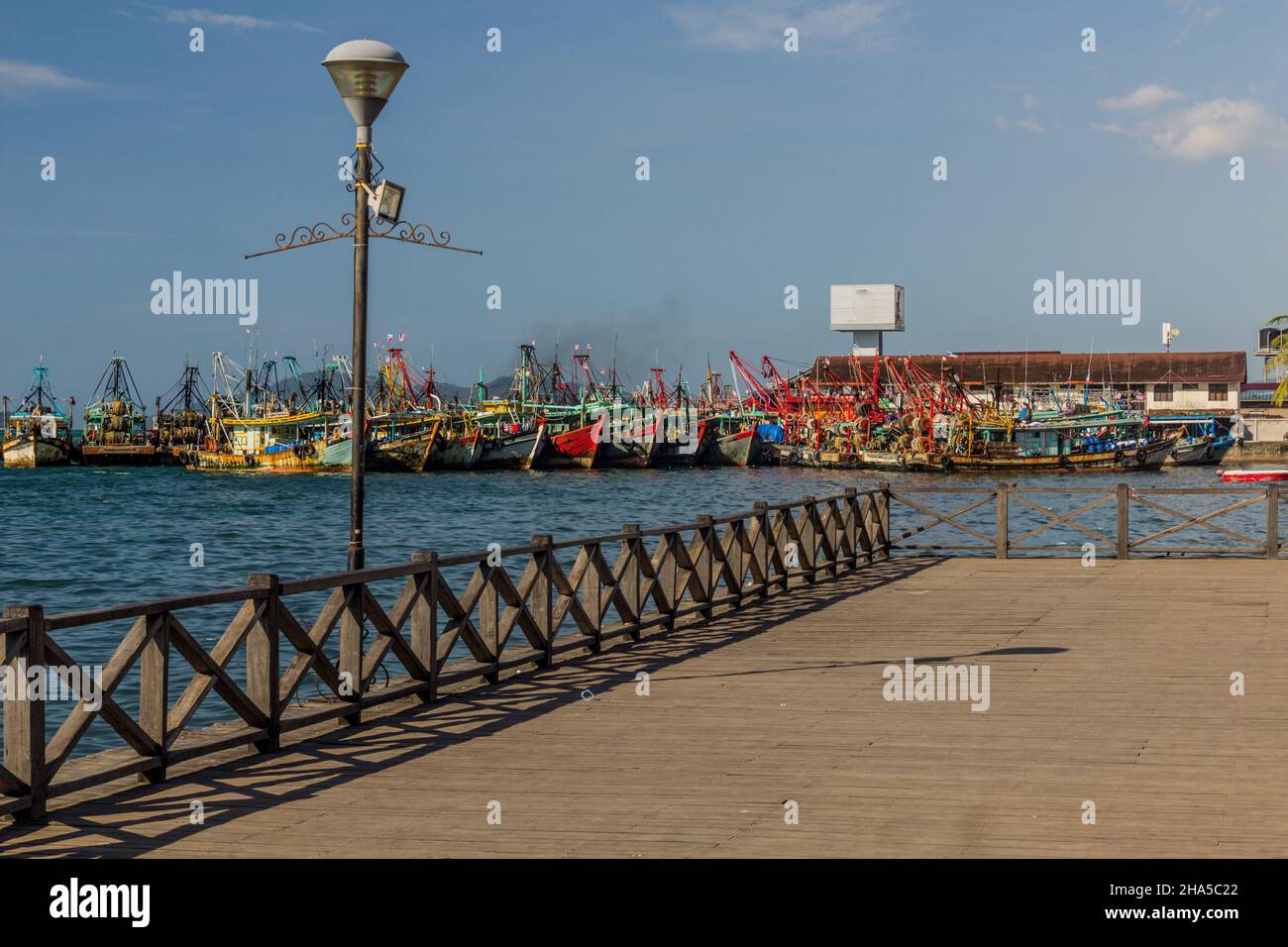 Malaysia sabah fishing boat in hi-res stock photography and images - Alamy