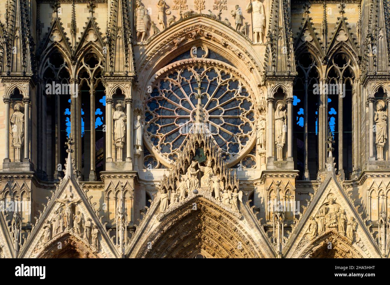 Notre dame cathedral of reims hi-res stock photography and images - Alamy