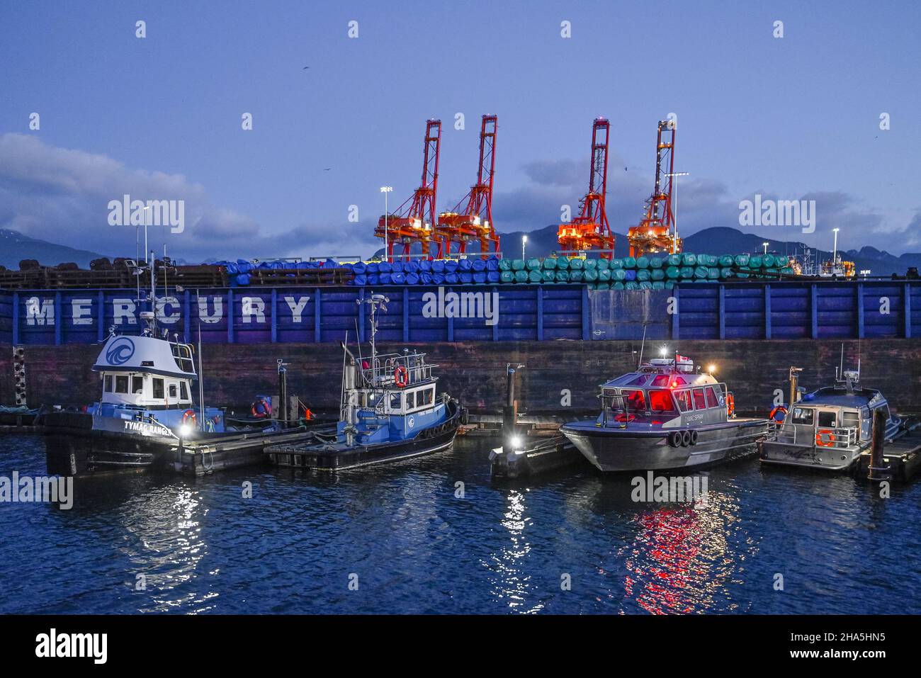 Tugboats, Port of Vancouver, Centerm Container Terminal, Vancouver ...