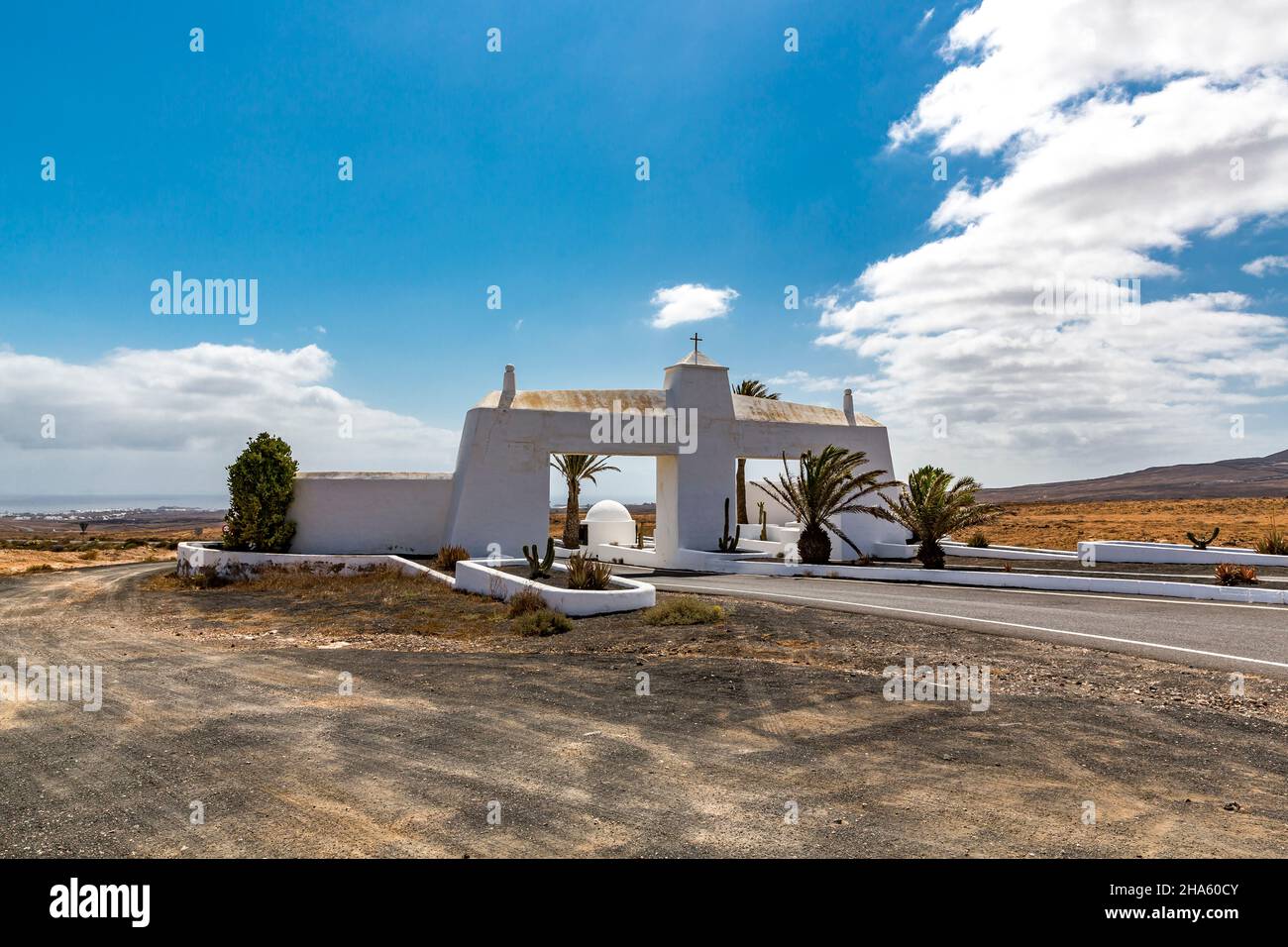 Entrance Gate Resort High Resolution Stock Photography and Images - Alamy