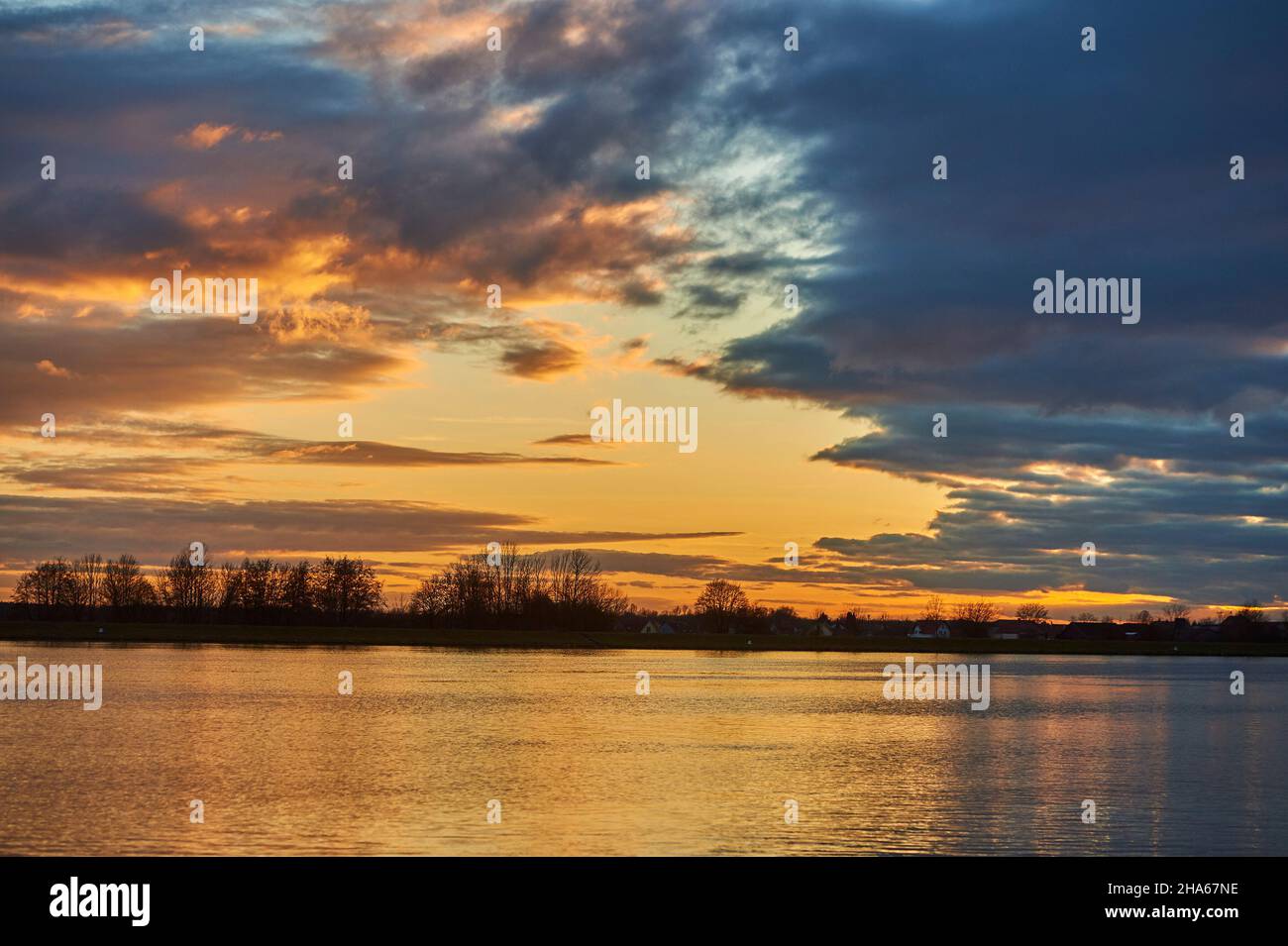 Sunset reflects over water hi-res stock photography and images - Alamy
