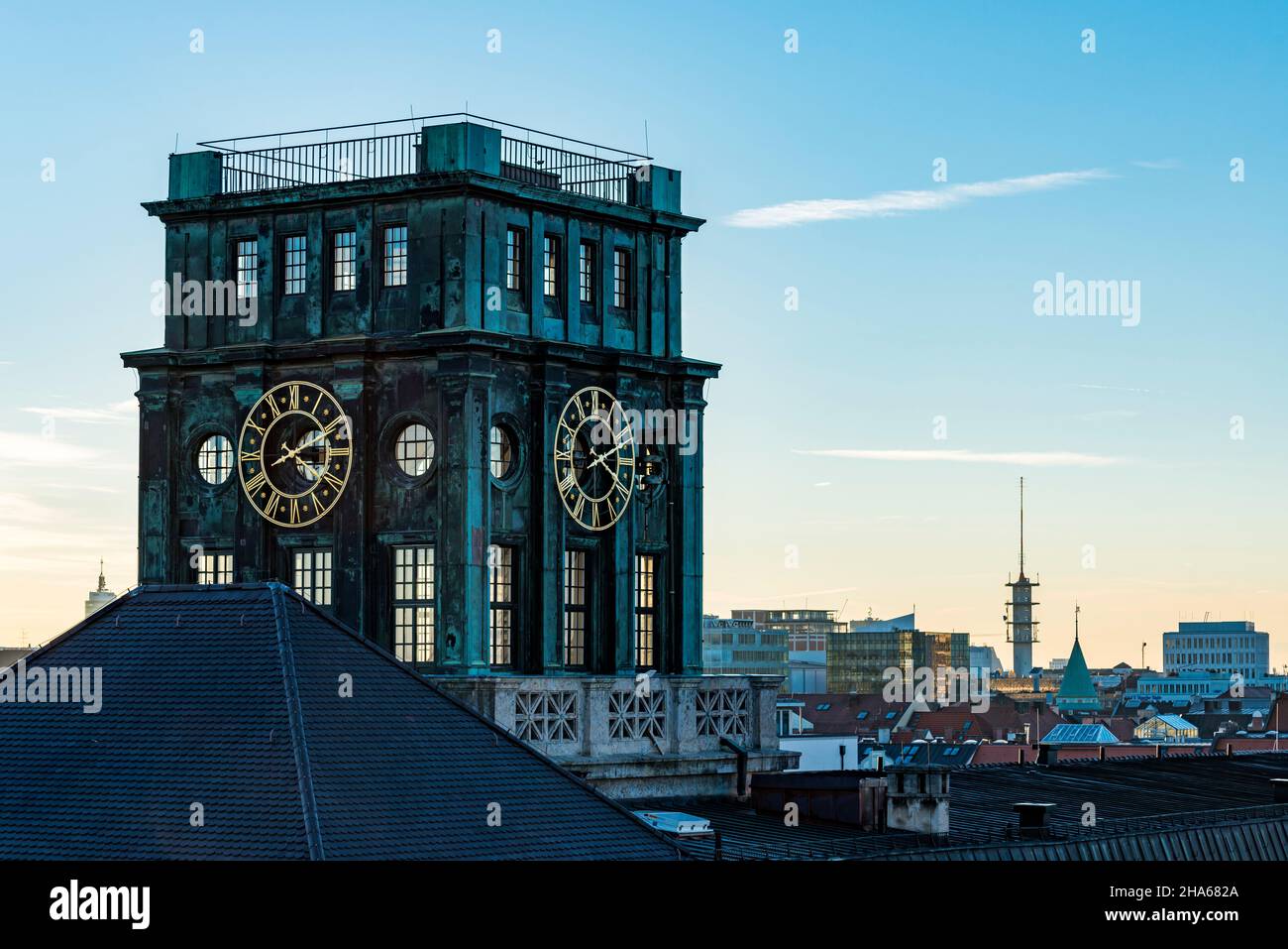 Tum tower munich hi-res stock photography and images - Alamy