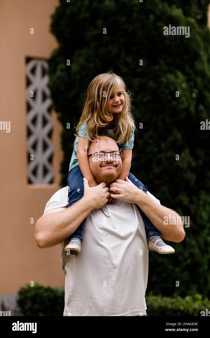 Dad Smiling for Camera with Four Year Old on Shoulders in San Diego ...