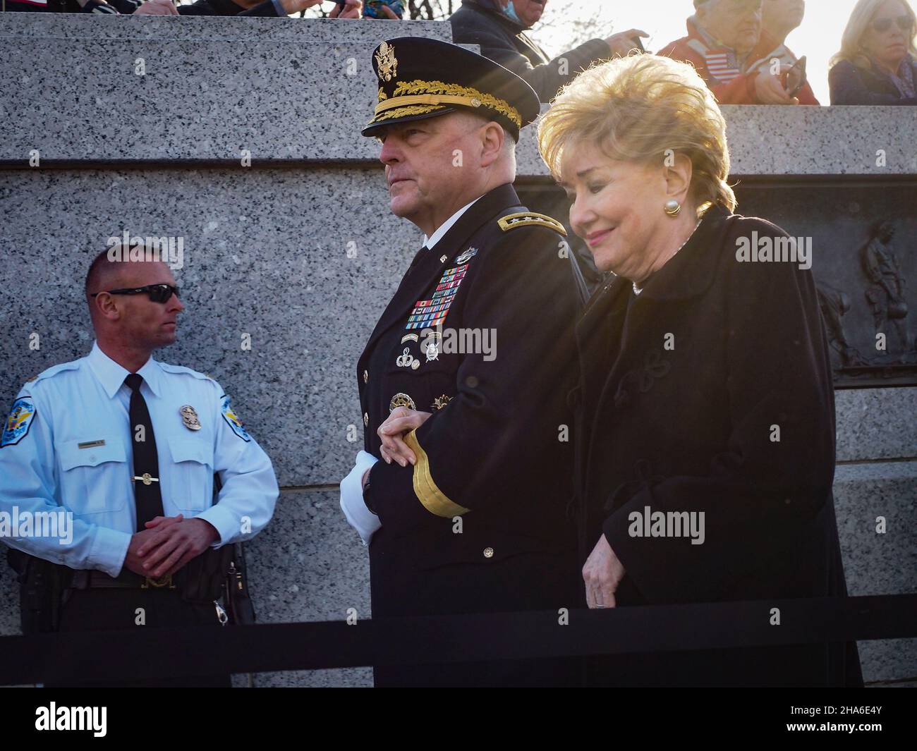 Sen elizabeth dole hi-res stock photography and images - Alamy