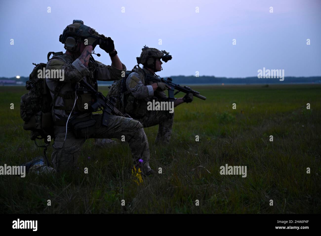 Special Tactics operators assigned to 24th Special Operations Wing take ...
