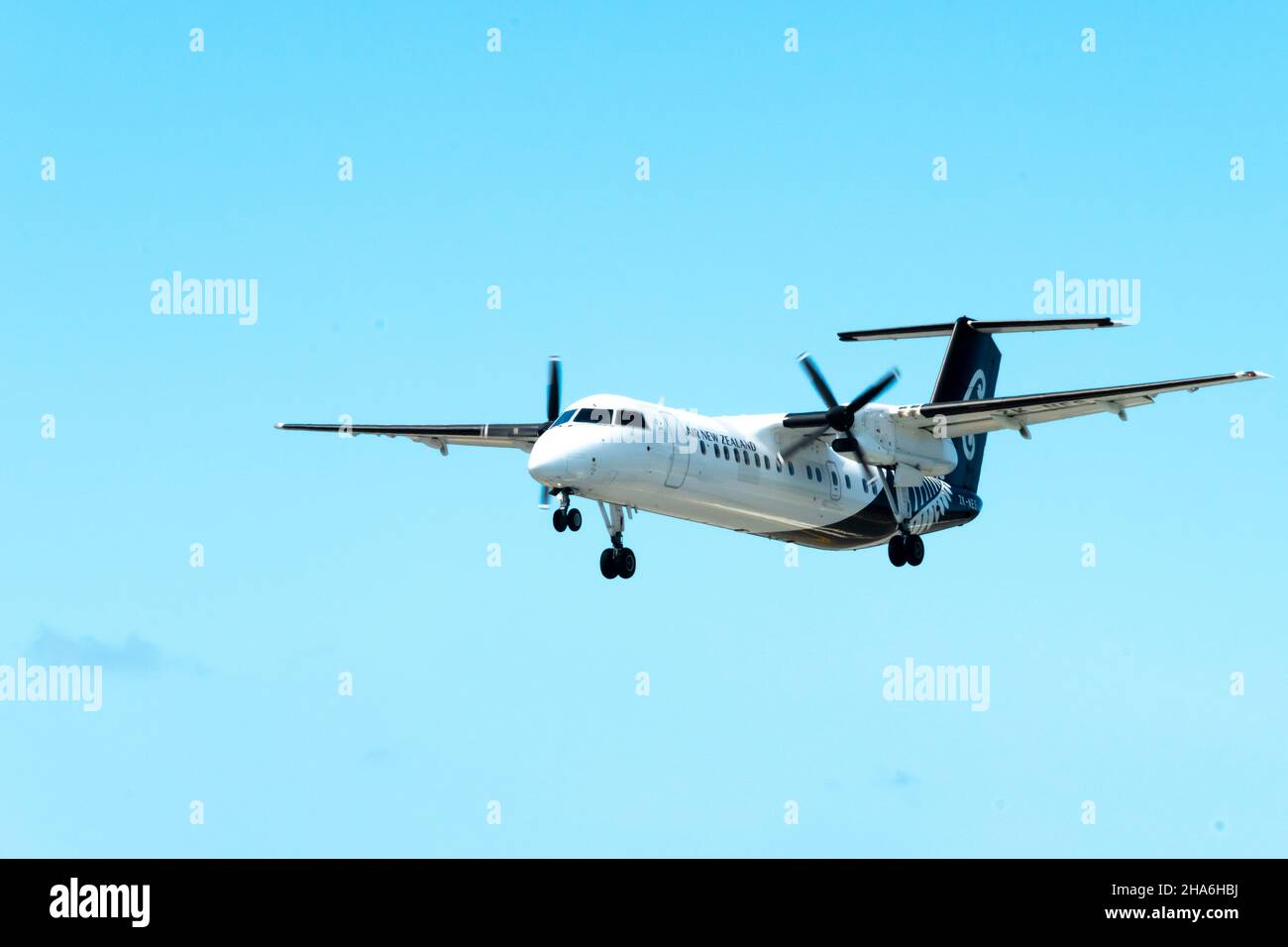 De Havilland Canada Dash 8 311, aeroplane, Air New Zealand, ZK-NES ...
