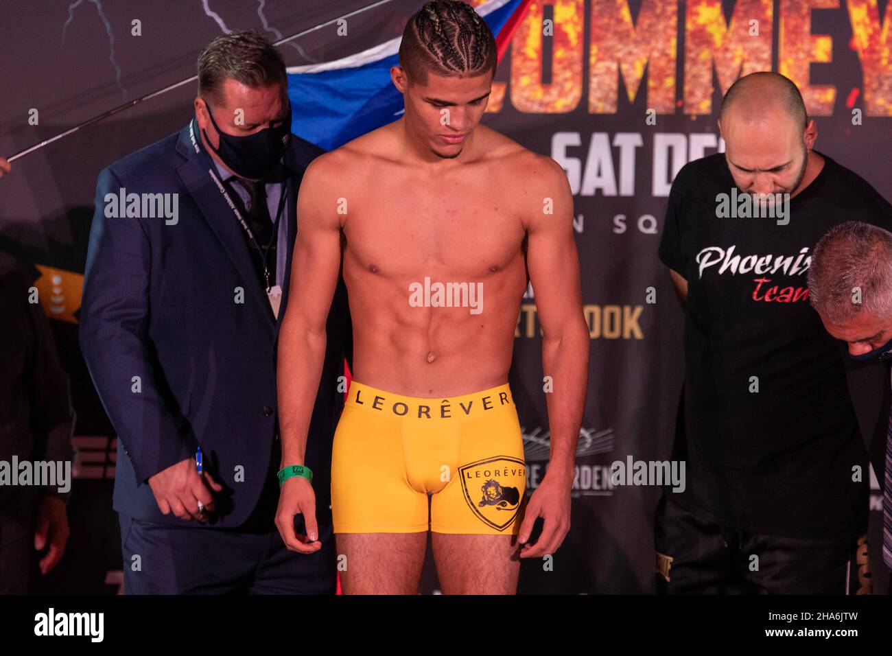 December 10, 2021: NEW YORK, NY - DECEMBER 10: Xander Zayas makes ...