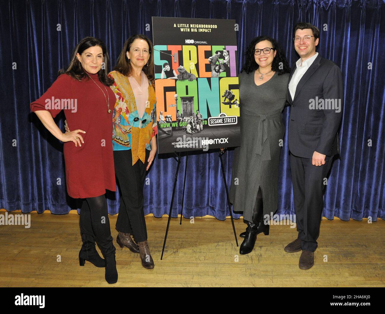 New York, USA. 10th Dec, 2021. L-R: Marilyn Agrelo, Polly Stone, Ellen ...