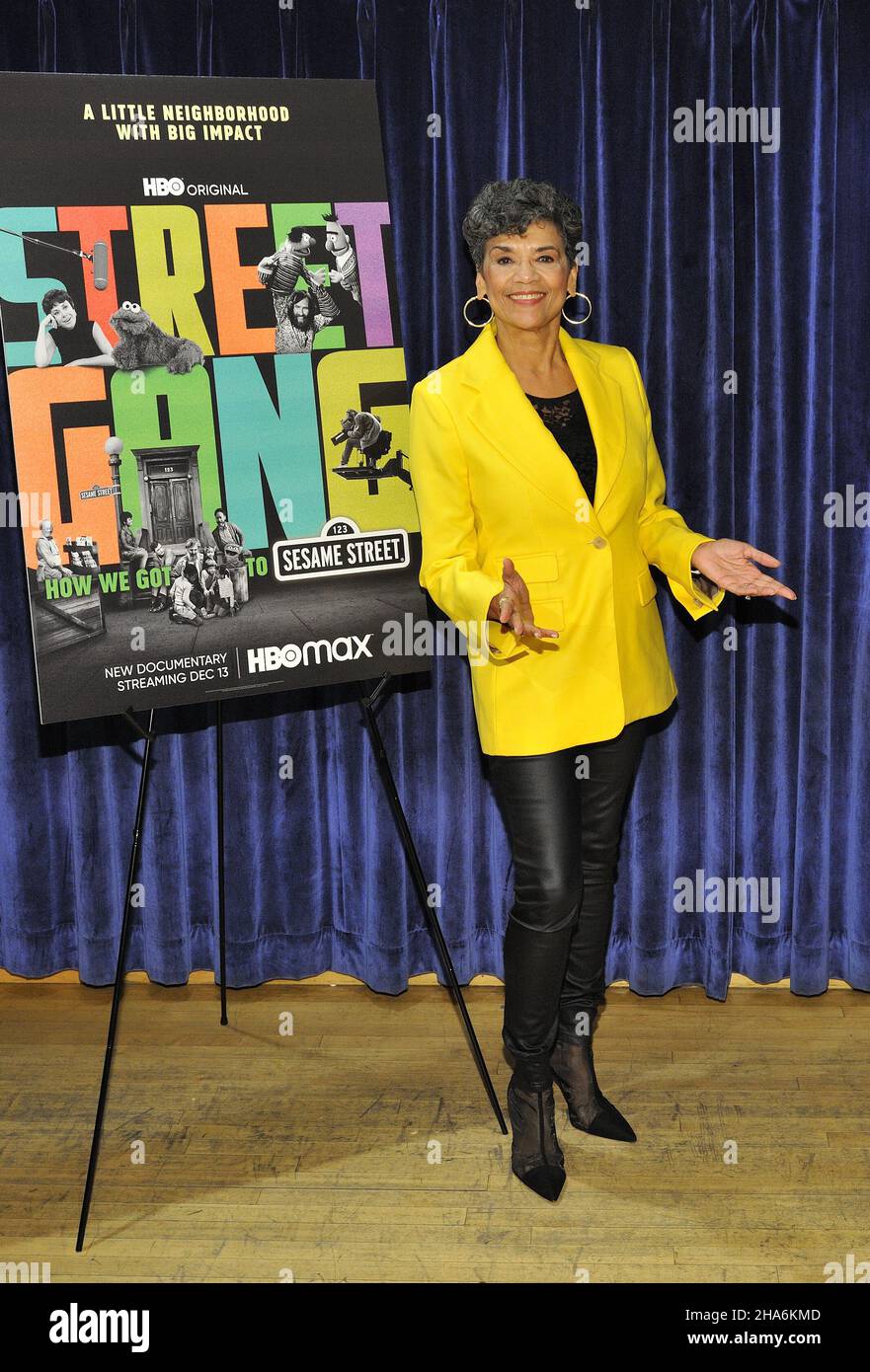 New York, USA. 10th Dec, 2021. Sonia Manzano attends the NY special ...