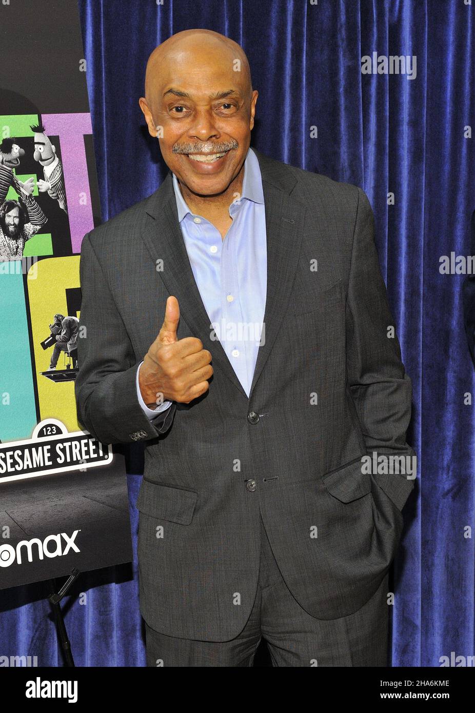 New York, USA. 10th Dec, 2021. Roscoe Orman attends the NY special ...