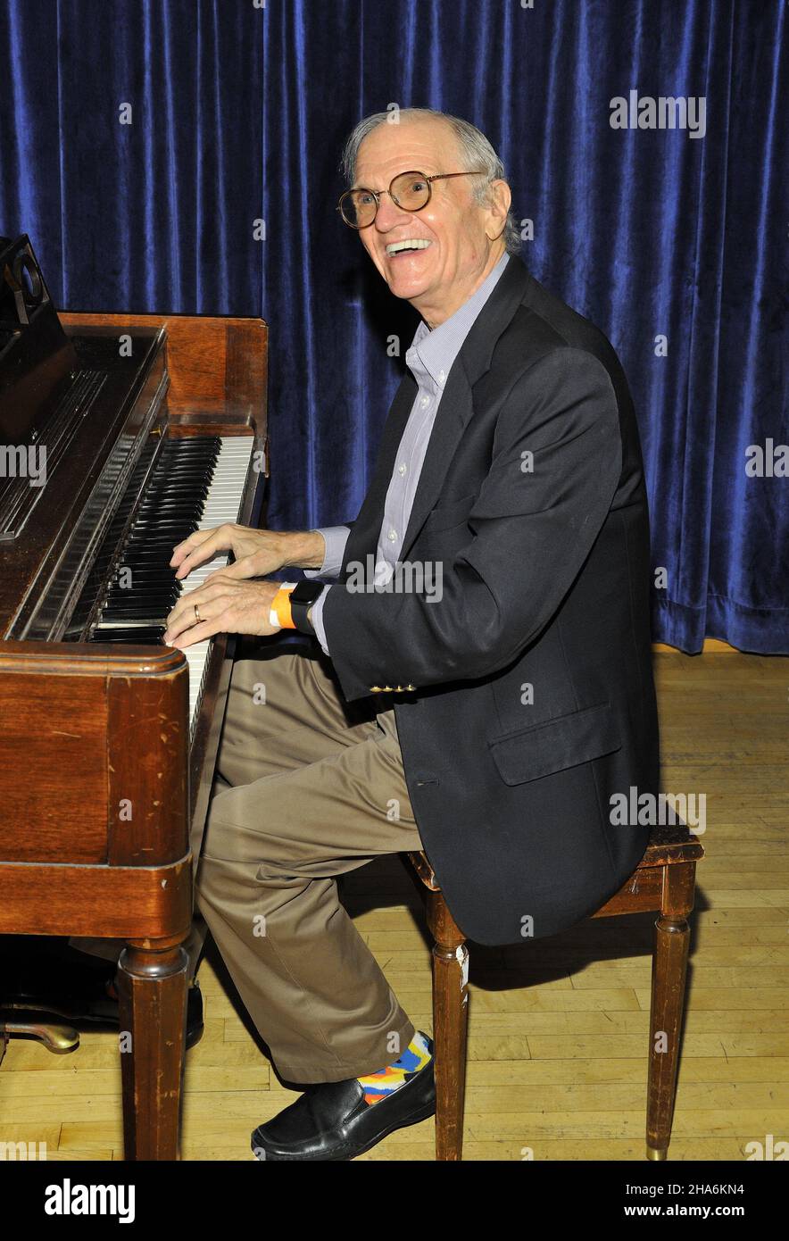 New York, USA. 10th Dec, 2021. Christopher Cerf attends the NY special ...