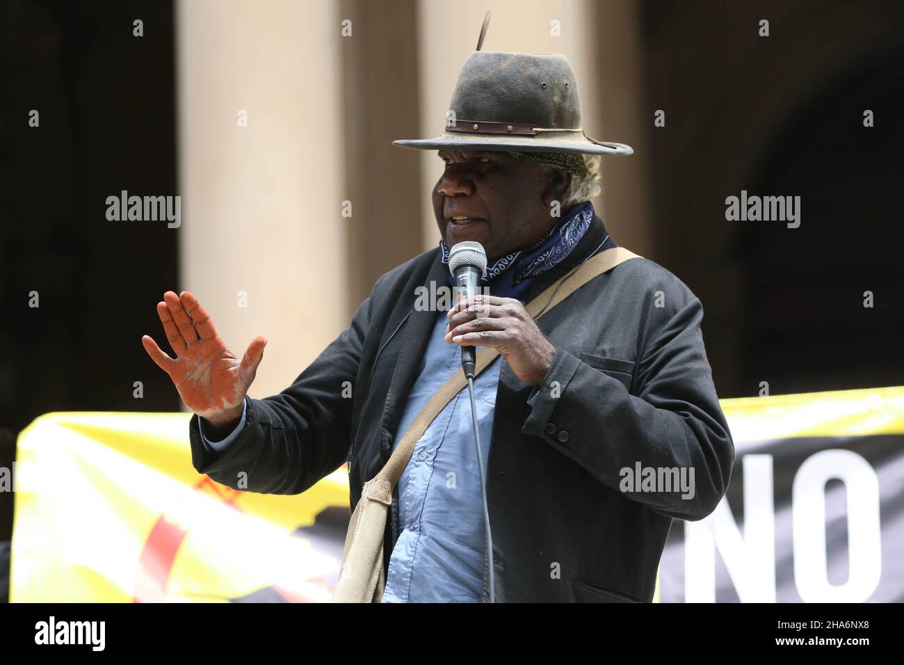 Raymond Finn High Resolution Stock Photography and Images - Alamy