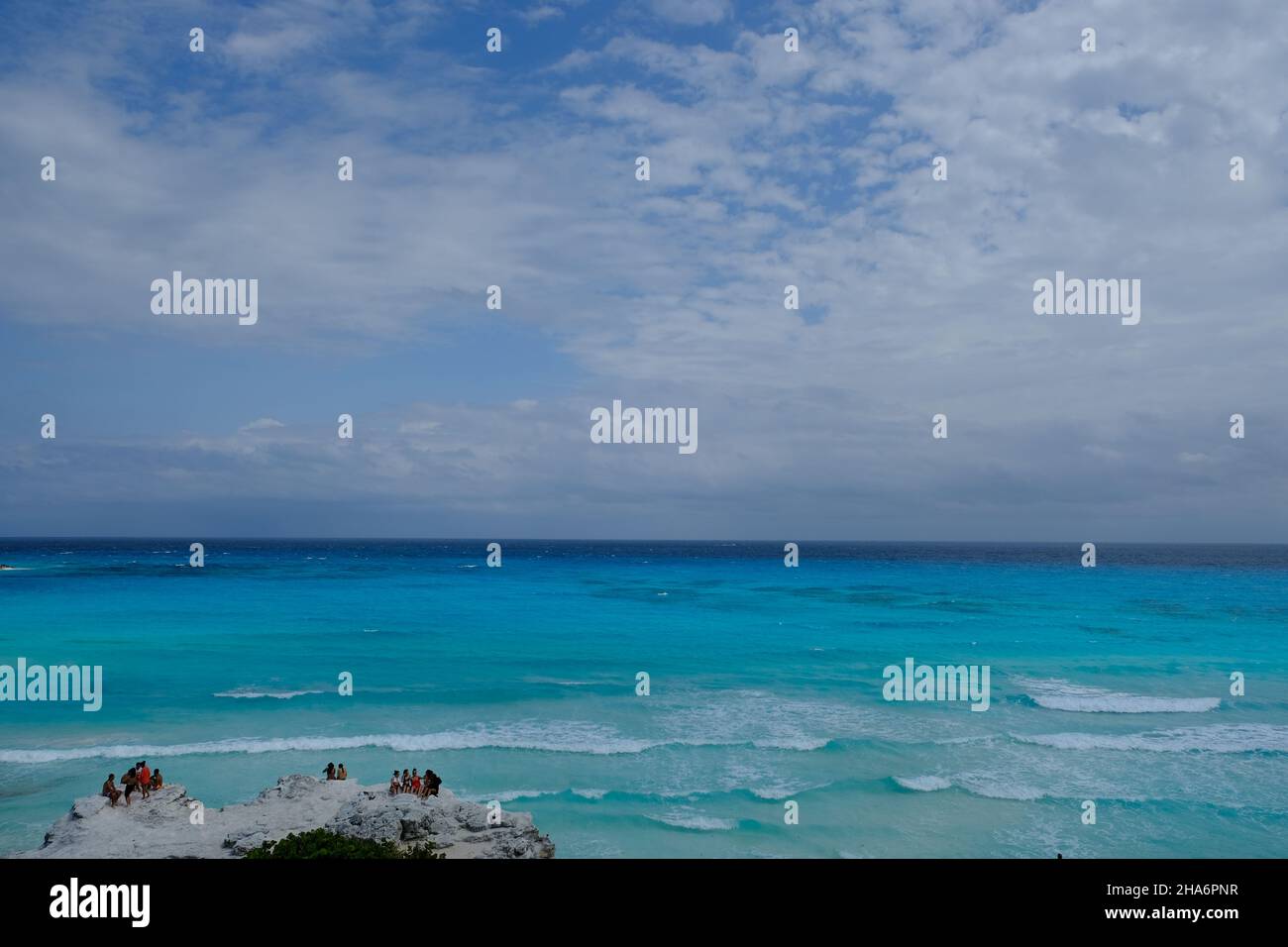 Mexico Punta Cancun Zona Hotelera - Playa chac mool - Chac Mool Beach ...