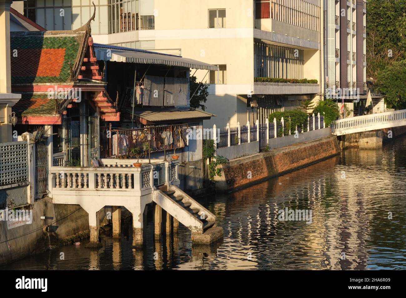 A boat pier at Klong Banglamphoo (Banglamphu), a klong (canal) in ...