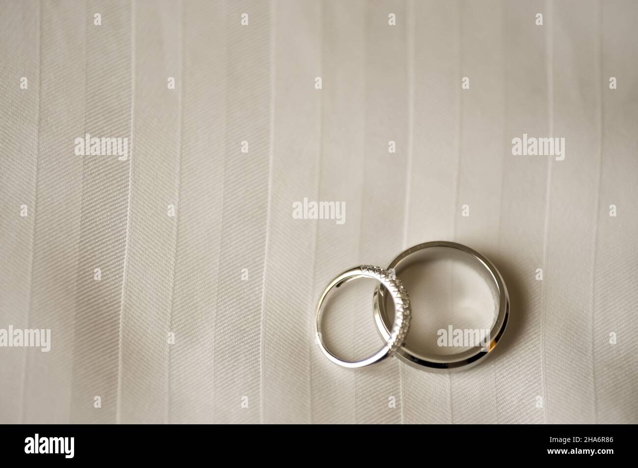 Wedding ring details Stock Photo - Alamy