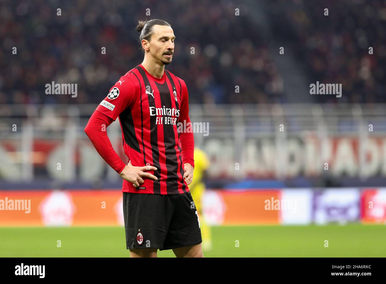 Liverpool and zlatan ibrahimovic hi-res stock photography and images ...