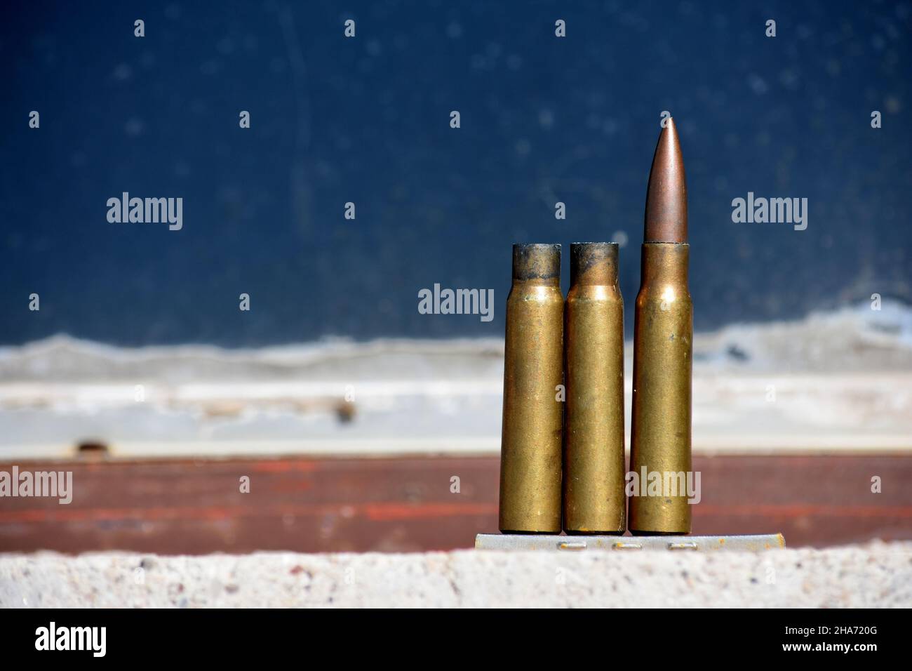 Kinetic projectile hi-res stock photography and images - Alamy