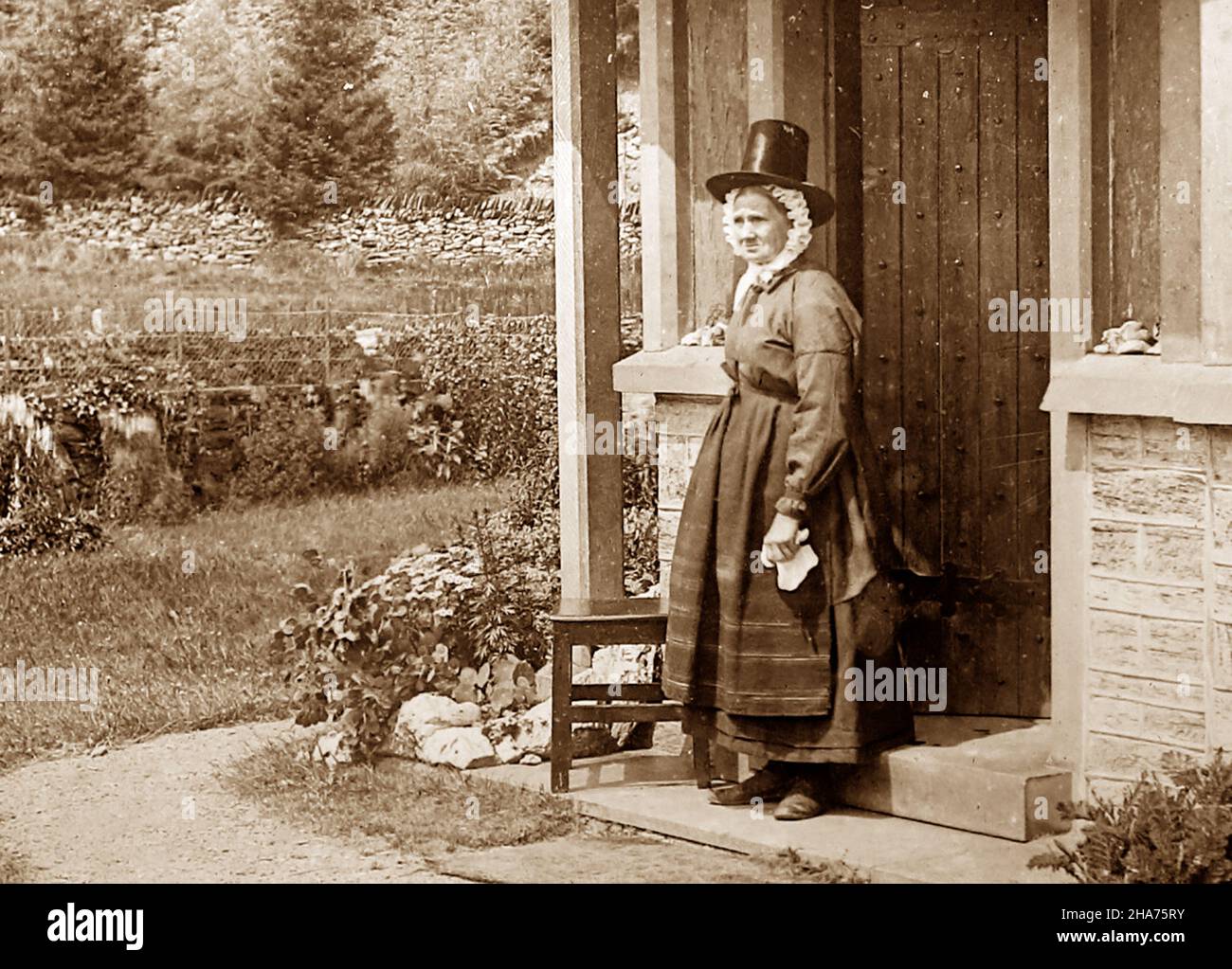 Welsh traditional dress hi-res stock photography and images - Alamy