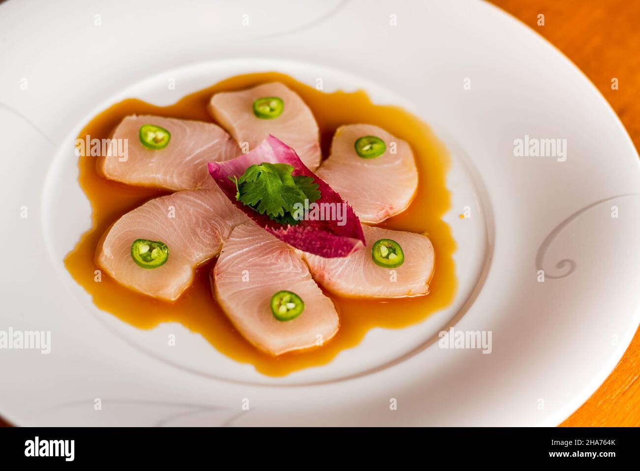 Yellowtail sashimi hi-res stock photography and images - Alamy