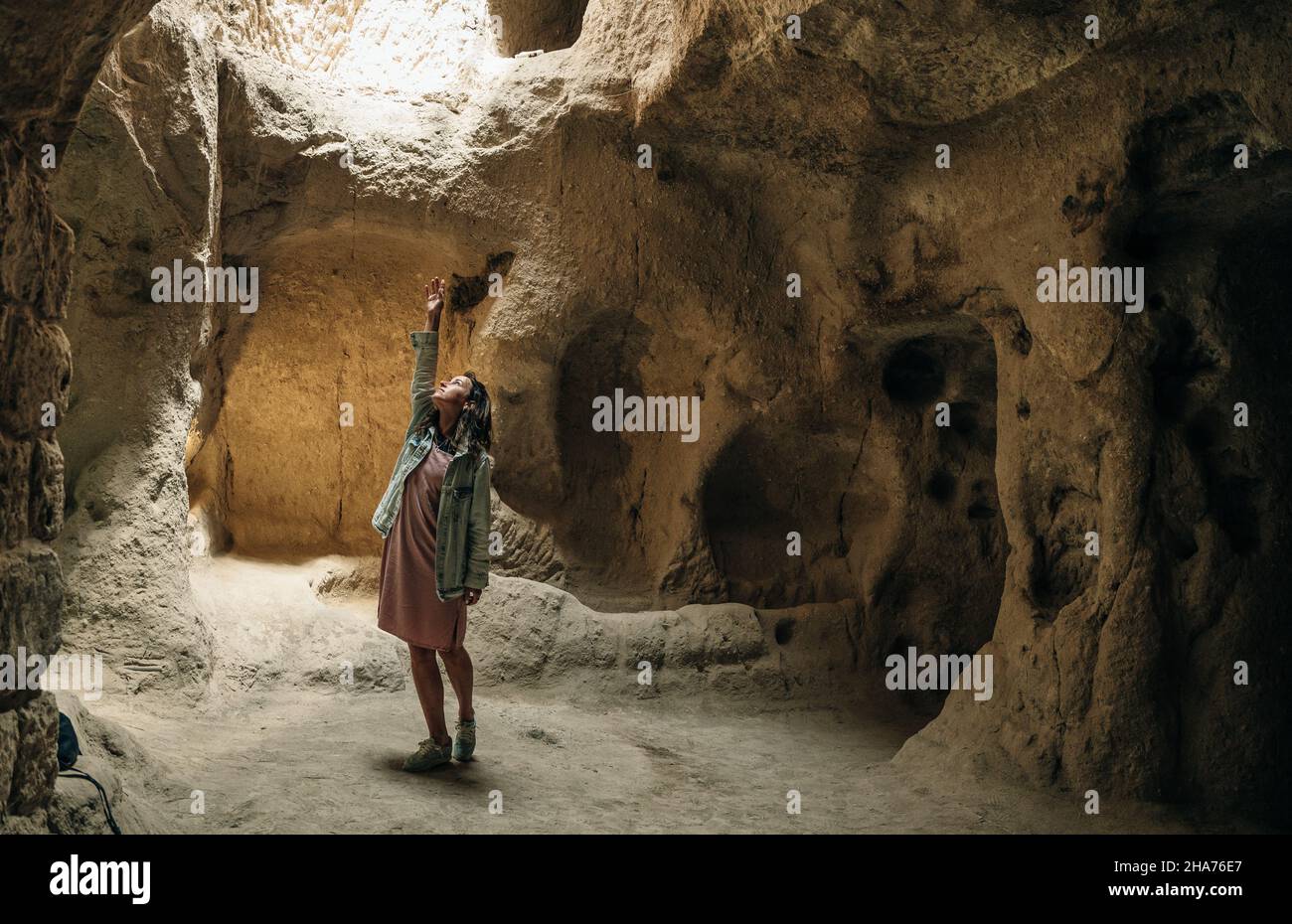 Underground city mazikoy mazi cappadocia hi-res stock photography and ...