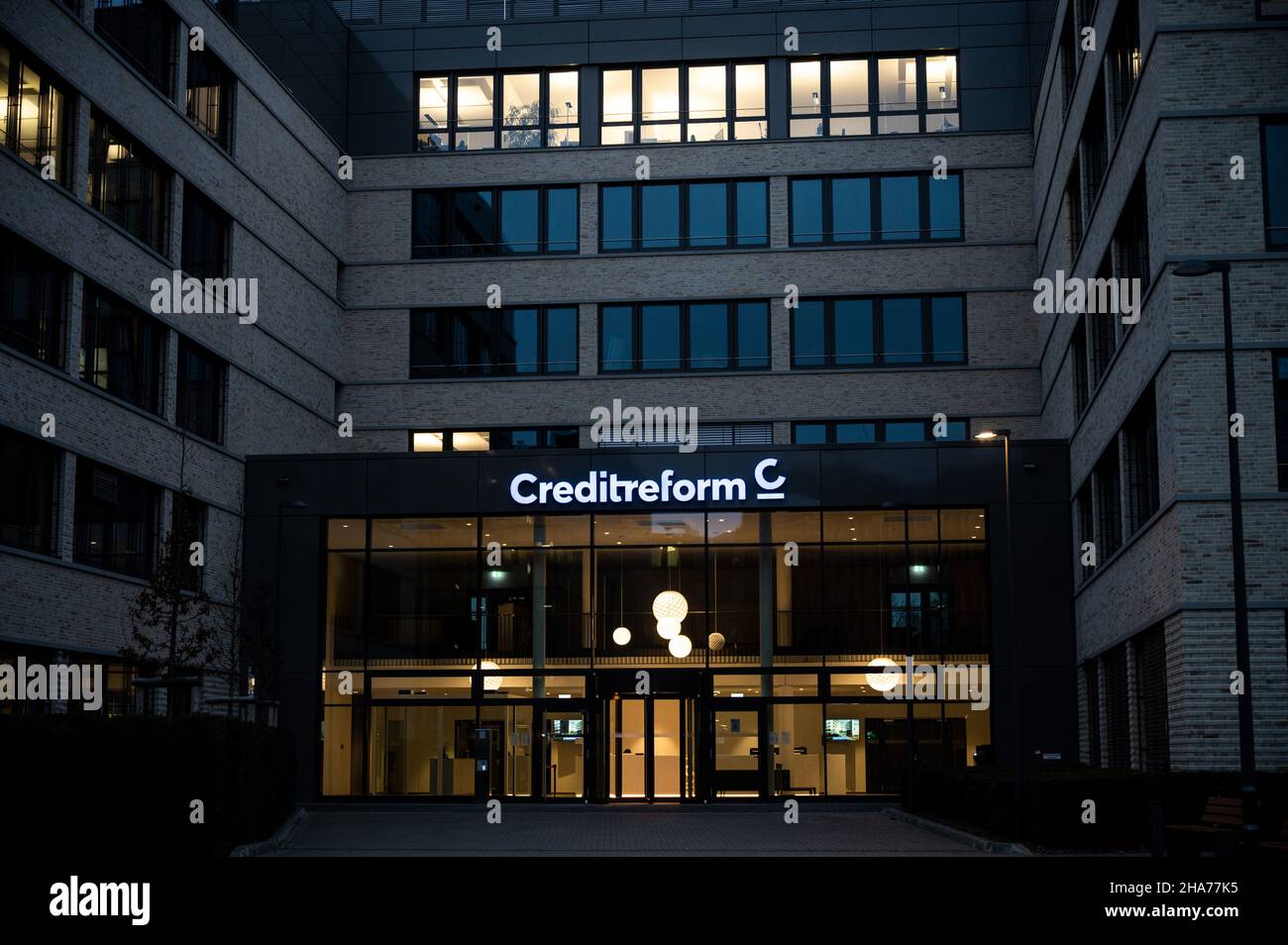 Neuss, Germany. 09th Dec, 2021. The Creditreform name is displayed ...