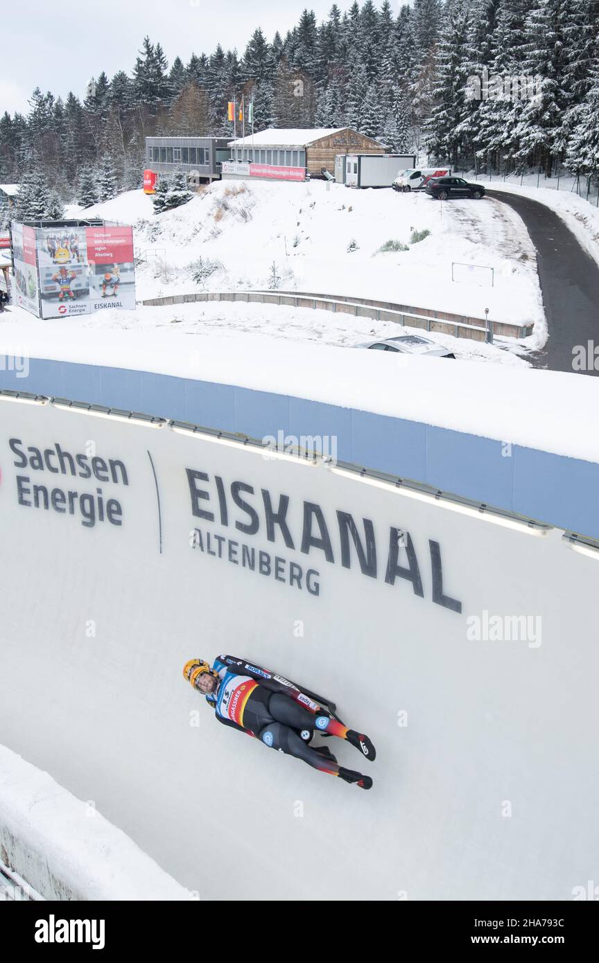 Mens doubles first round hi-res stock photography and images - Alamy