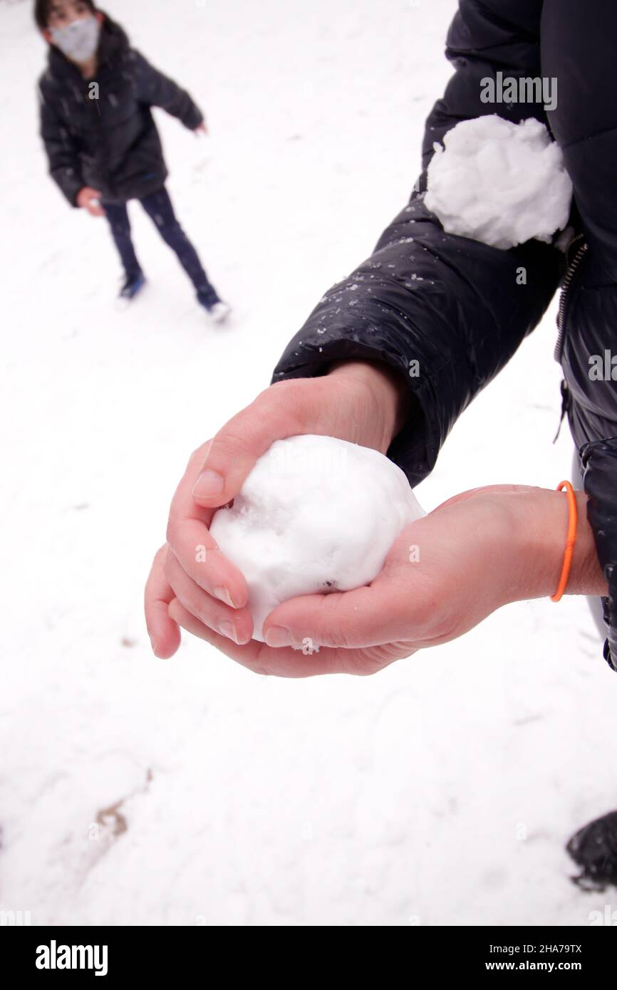 Heart snowball hi-res stock photography and images - Alamy