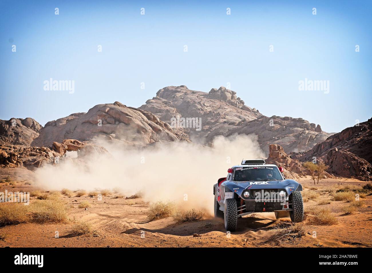 Hail, Saudi Arabia. 11th Dec 2021. 203 Krotov Denis (rus), Zhiltsov (rus), MSK Rally Team, Mini ...