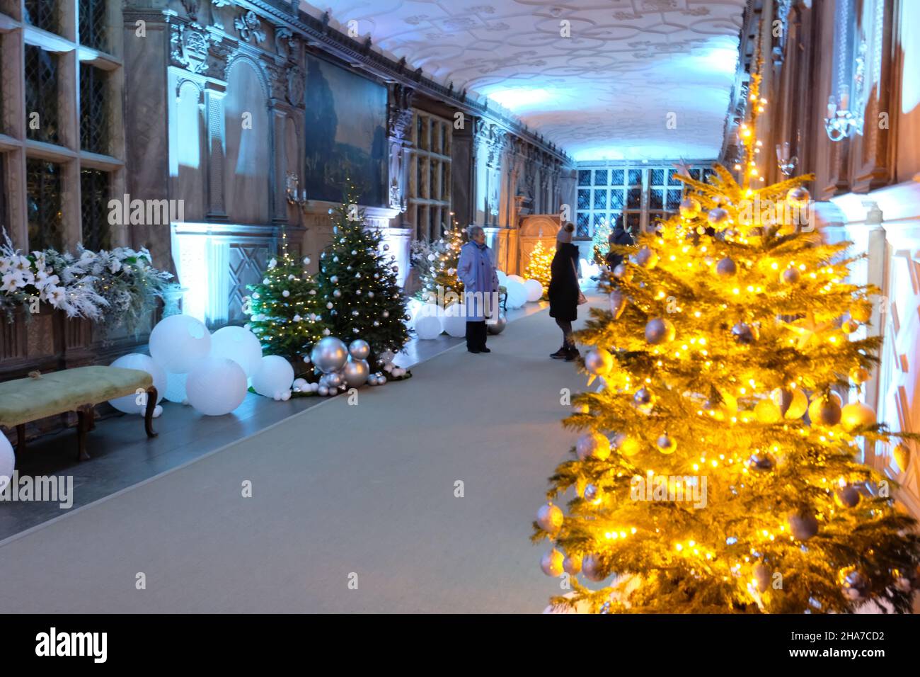 Interior of haddon hall hi-res stock photography and images - Alamy