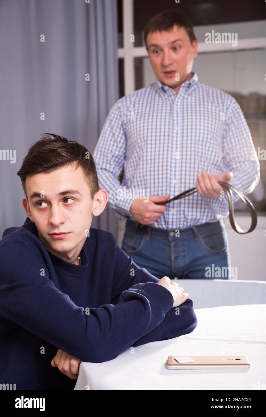 Father son serious talk boy hi-res stock photography and images - Alamy