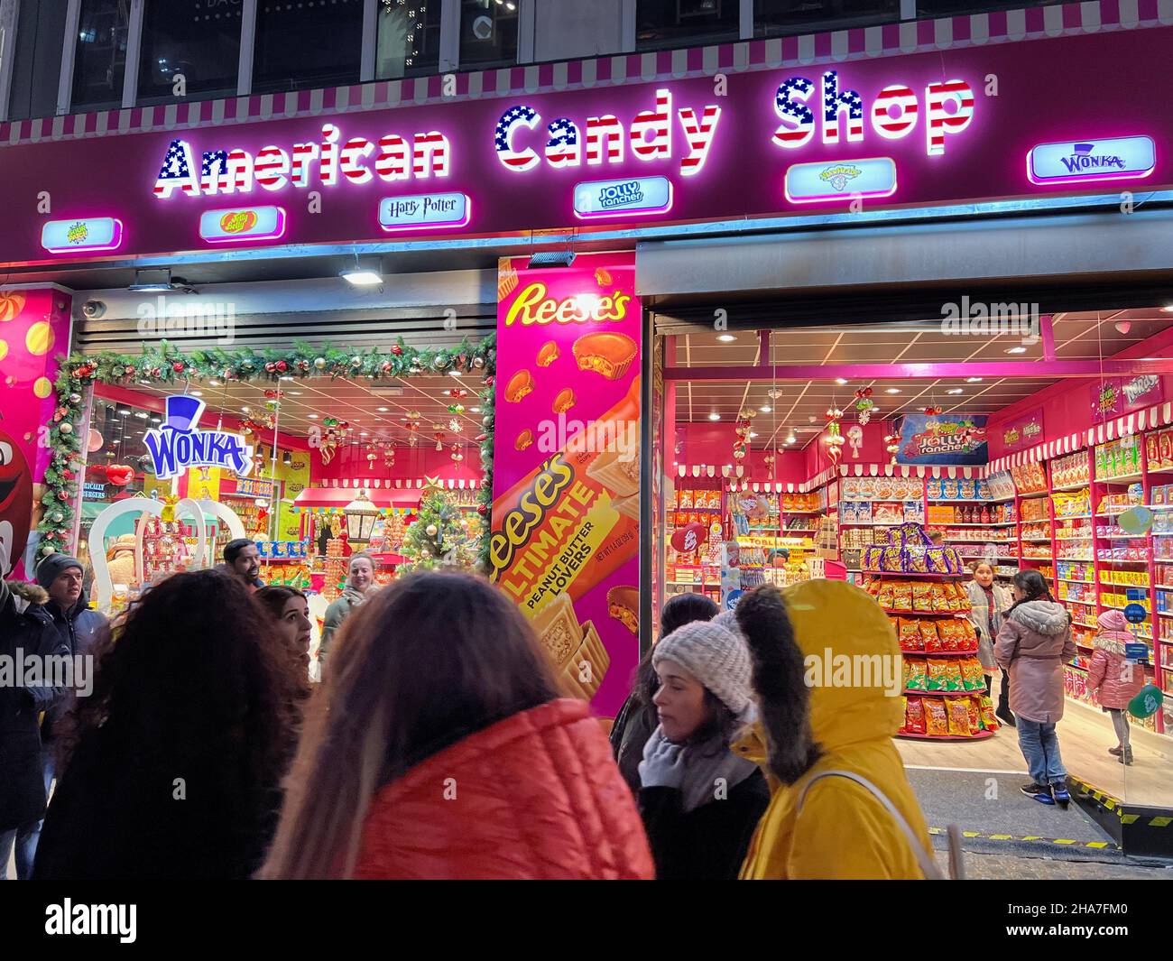 Small candy shop usa hi-res stock photography and images - Alamy