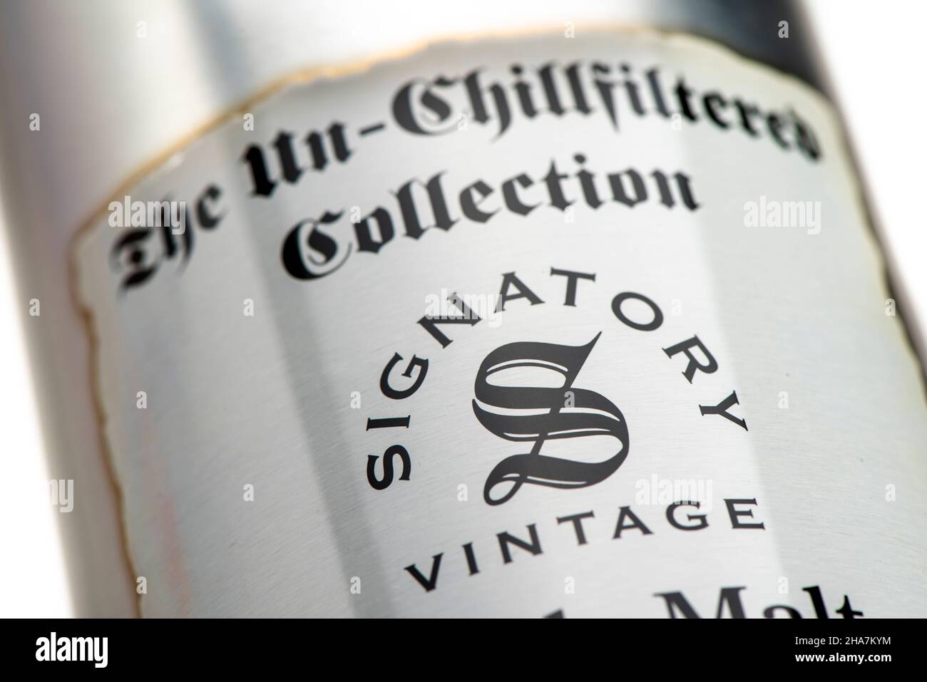 EDINBURGH, SCOTLAND - DECEMBER 10, 2021: box of SIGNATORY VINTAGE ...