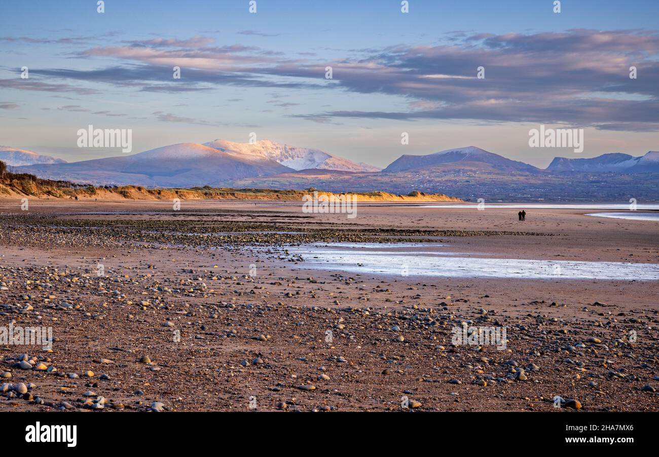 Snowdon horseshoe sunset hi-res stock photography and images - Alamy