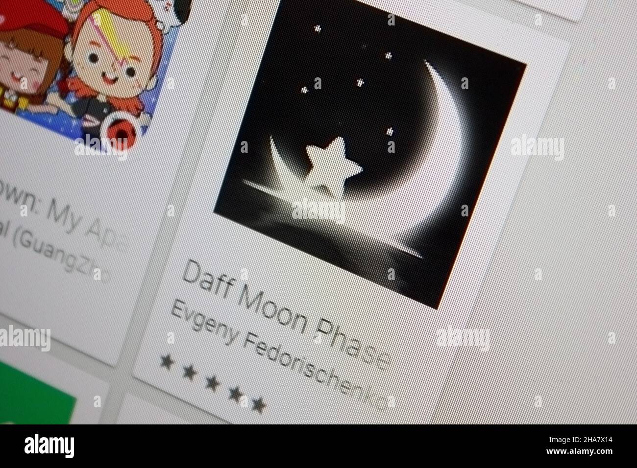 Ivanovsk, Russia - November 28, 2021: Daff Moon Phase app on the ...