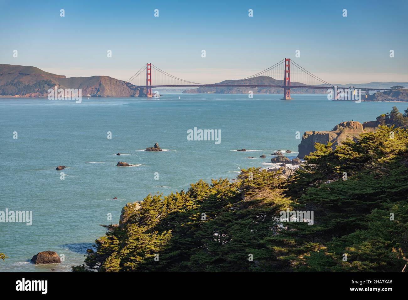 Mesmerizing shot of the Golden Gate Bridge in the United States during ...