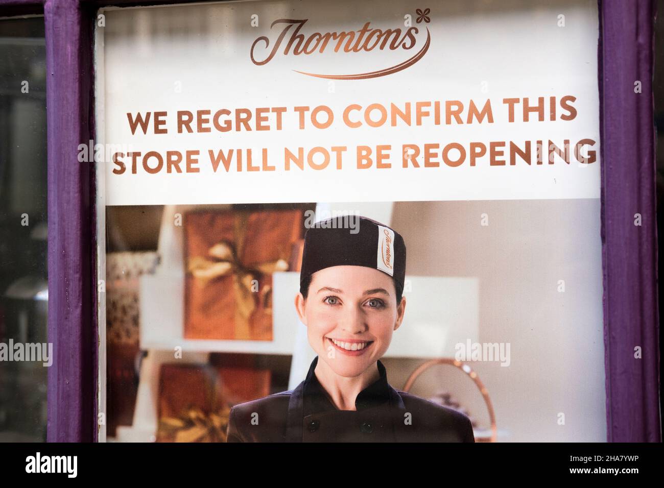 Thorntons store sign hi-res stock photography and images - Alamy
