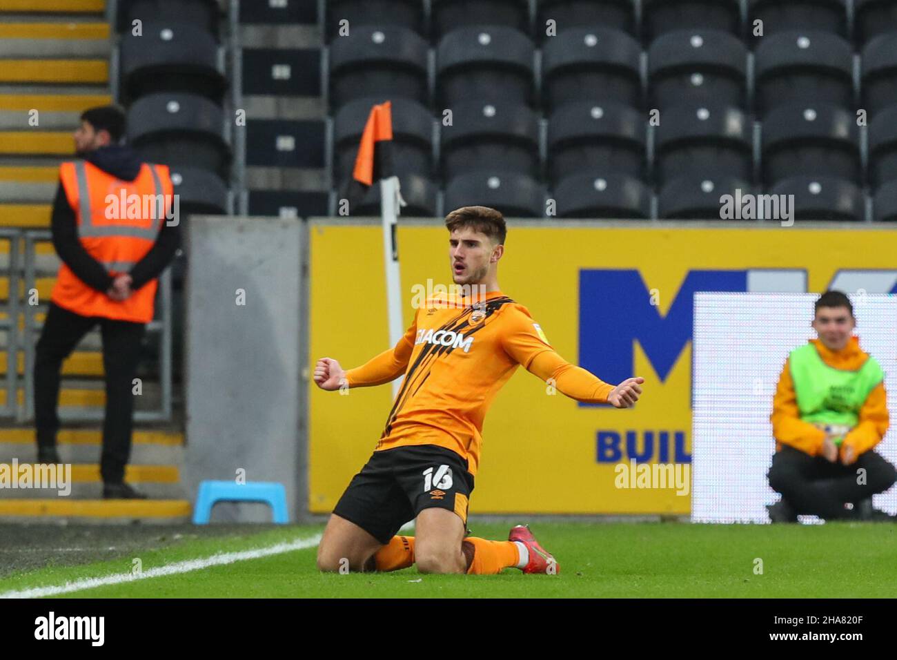 Ryan Longman #16 of Hull City celebrates his goal to make it 1-0 Stock ...