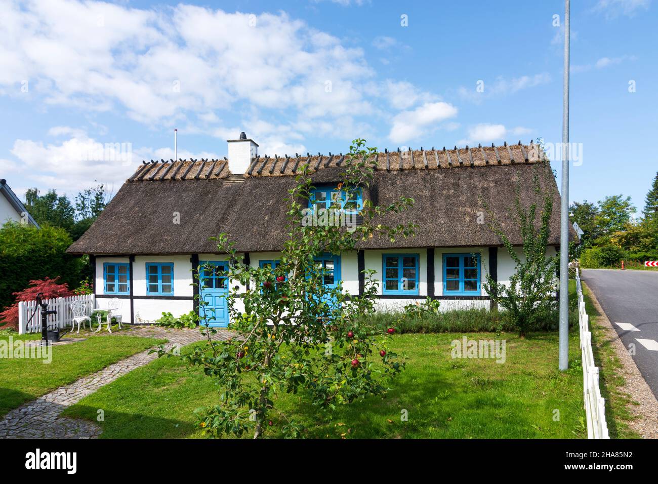 Koege: thatched roof house, in Koege, Zealand, Sealand, Sjaelland ...